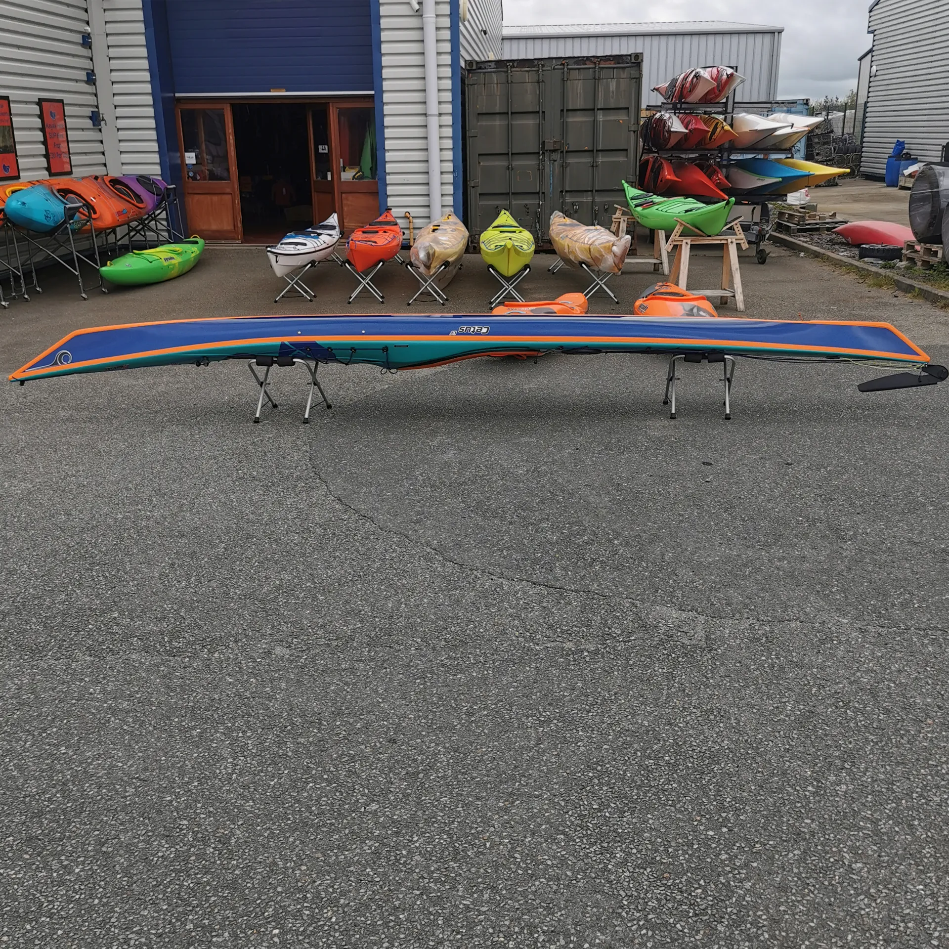 P and H Cetus LV Expedition Diolen with Rudder and Bilge Pump